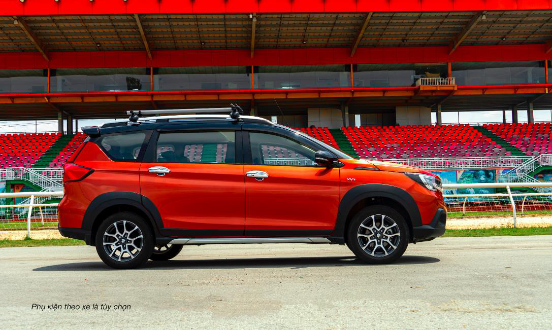 Suzuki XL7 hoàn toàn mới thử nghiệm ở điều kiện đường đua Đại Nam