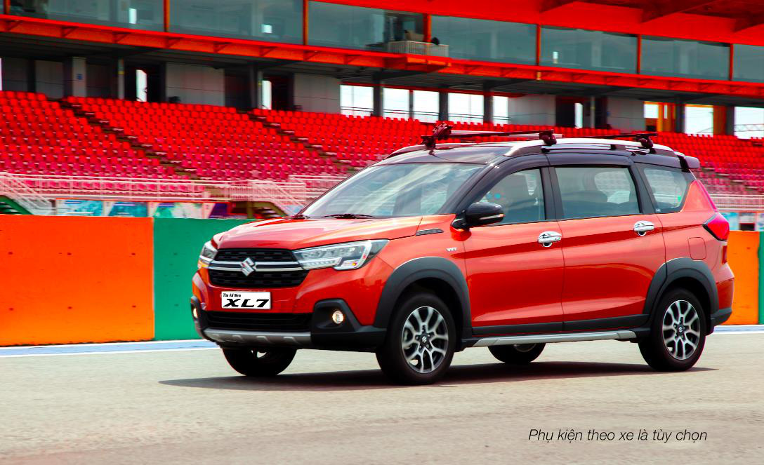 Suzuki XL7 hoàn toàn mới thử nghiệm ở điều kiện đường đua Đại Nam