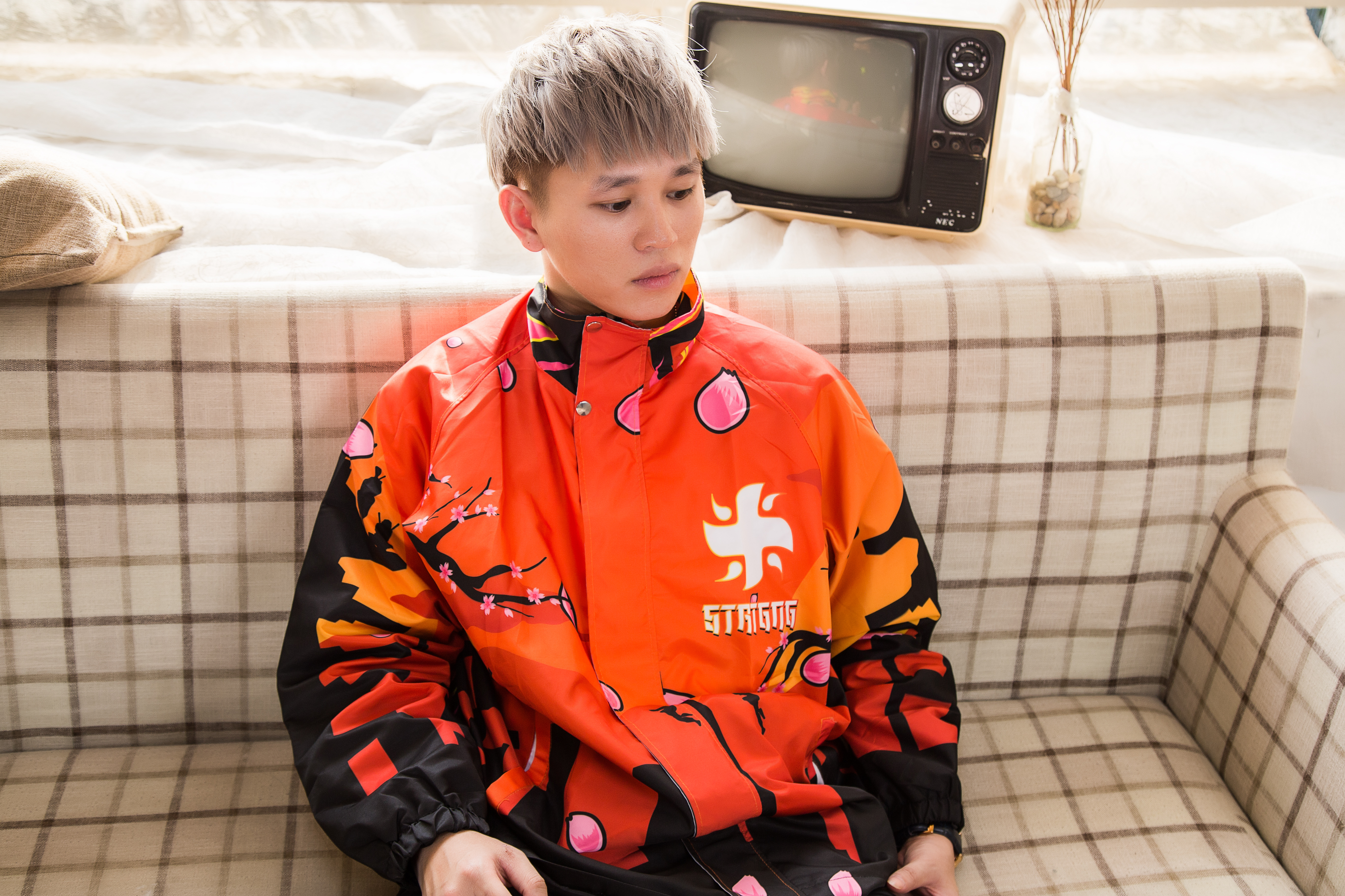 Lặng lẽ tung MV mới, B Ray lần đầu làm người tự kỷ trong tình yêu