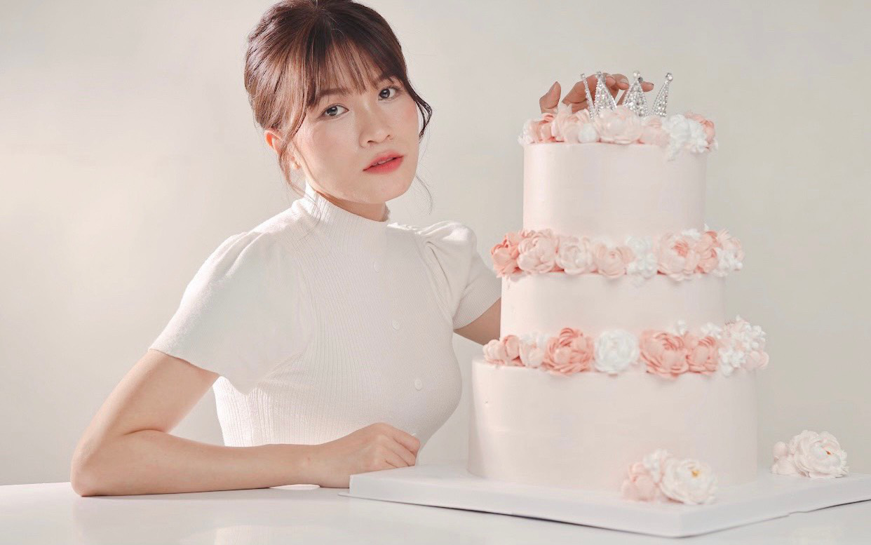 Dạo chơi trong thế giới màu sắc của bánh kem nghệ thuật Sunny Cake