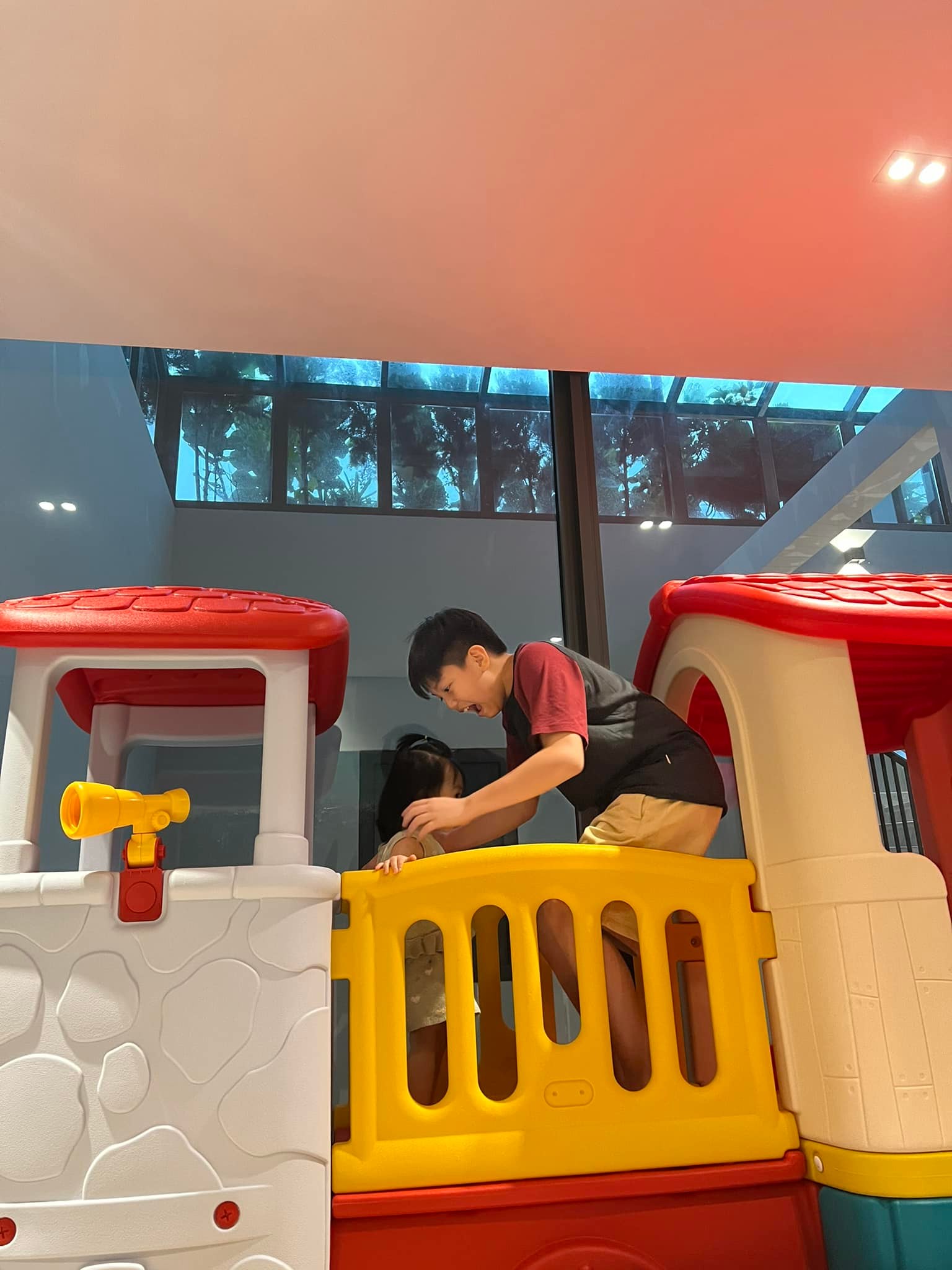 Subeo và em gái Suchin làm gì mà khiến Cường Đô La "tan chảy" khi bắt ...