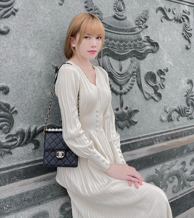 Chia tay Sơn Tùng, Thiều Bảo Trâm cũng cho luôn Prada vào "lãnh cung", phủ kín tủ đồ bằng loạt ...