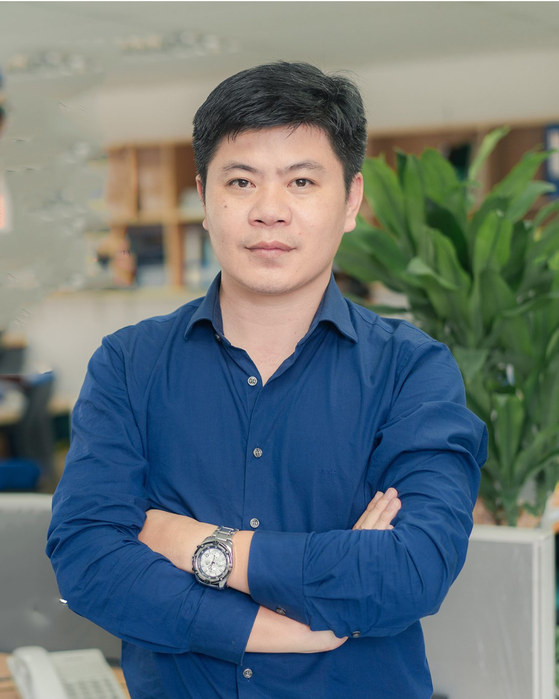 Bó sen héo rũ bỗng hồi sinh và câu chuyện tình người giữa đất Sài Gòn ...