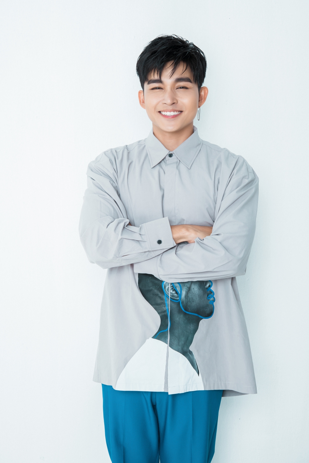 Jun Phạm có cách du lịch thật đặc biệt, lại còn khoe đồng phục "Running ...