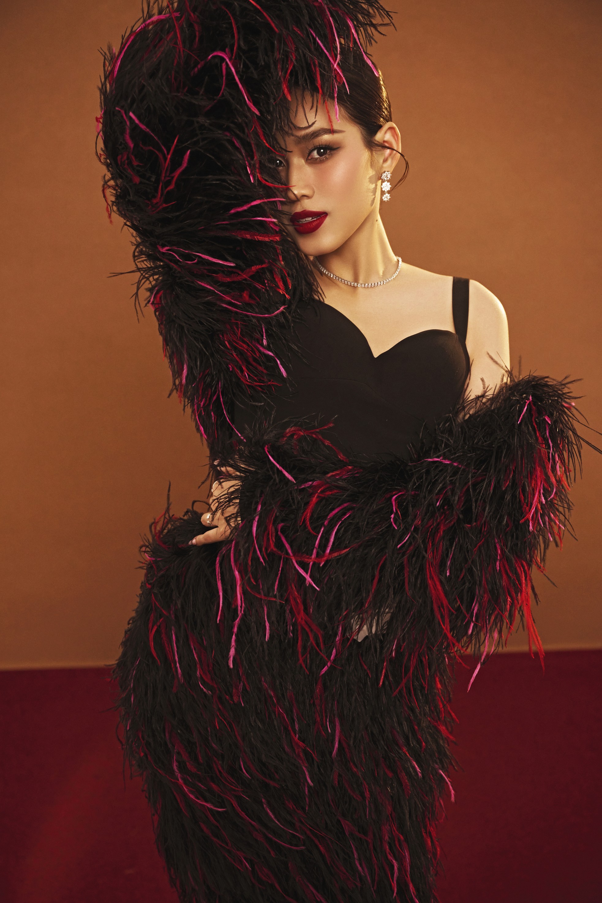 Phong cách khác lạ của Đỗ Thị Hà