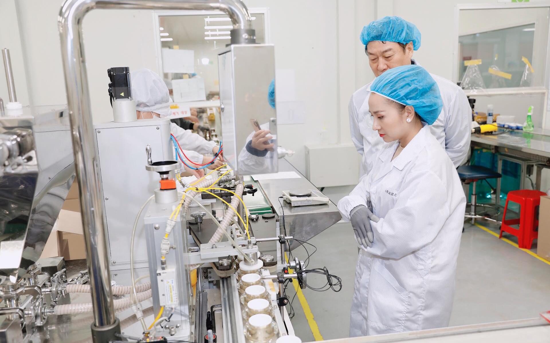 Có gì trong bộ kem dưỡng YHL “2 phút bán 1 hũ”