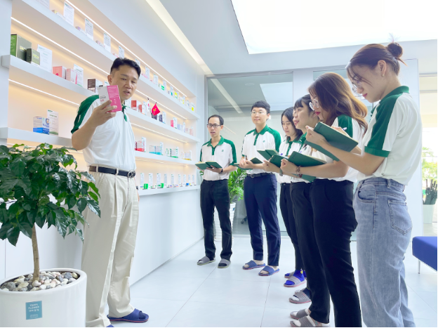 Shinpoong Pharma chuẩn bị cho sự kiện hoành tráng năm 2023 - Chính thức ...