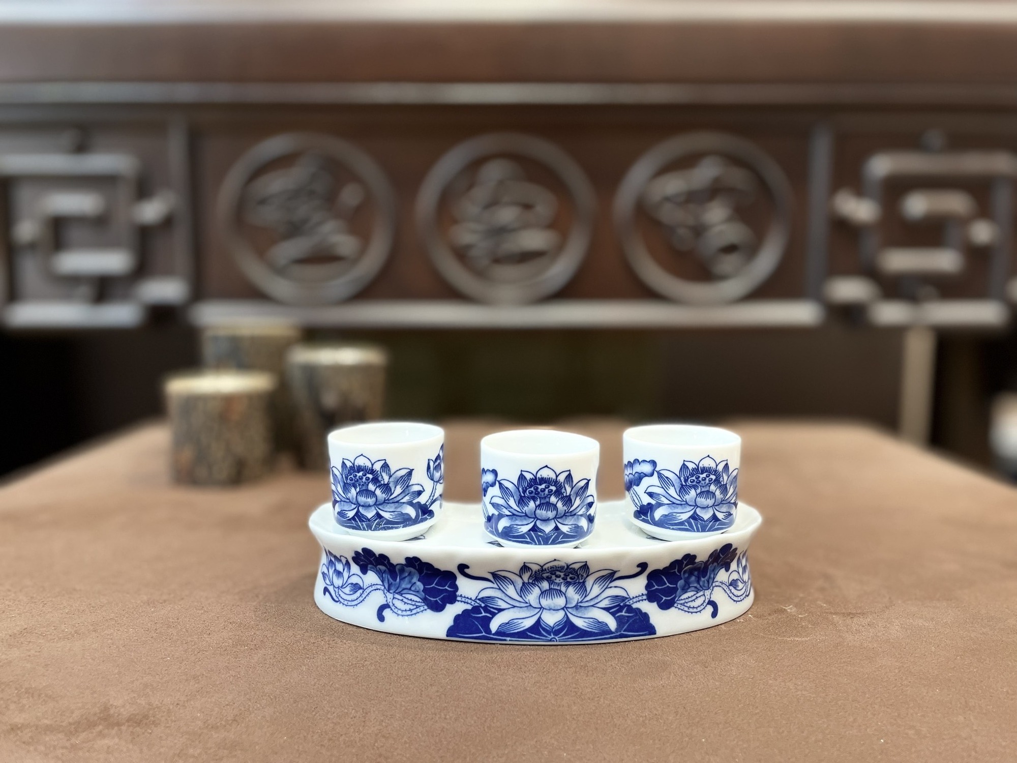 Chén nước trên bàn thờ có ý nghĩa gì?