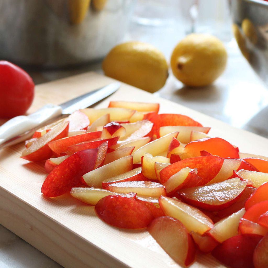 Mùa mận, ghim ngay cách làm nước mận uống ngon mê li