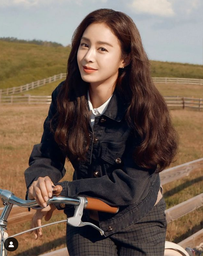 Thói quen giúp Kim Tae Hee giữ sắc vóc không đổi theo thời gian