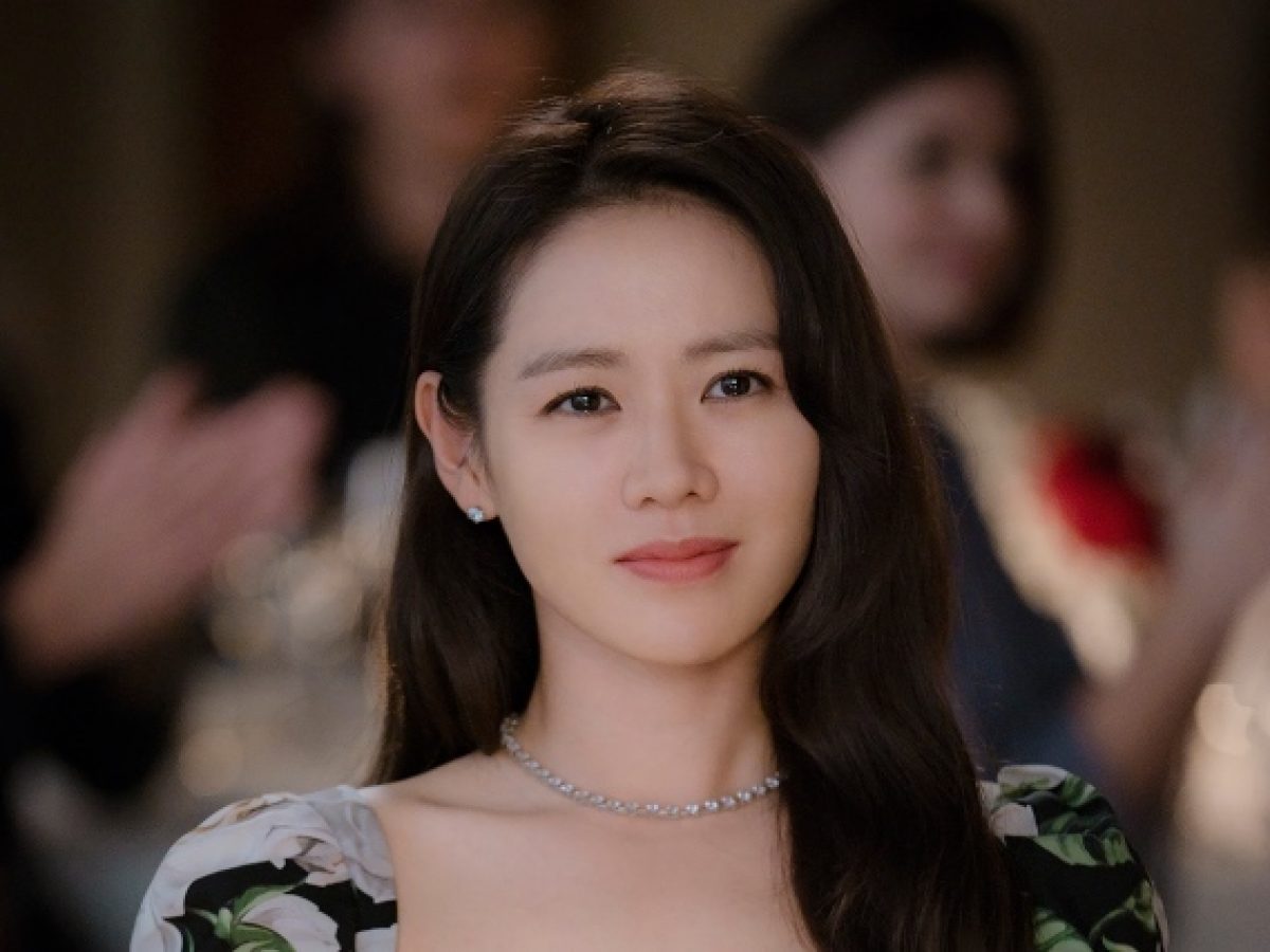 Chị đẹp Son Ye Jin giữ dáng dù ở tuổi 42 nhờ cách ăn uống này