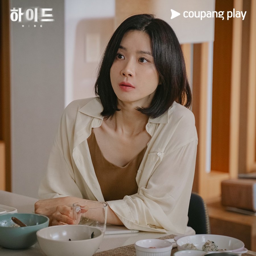 Hide của Lee Bo Young vừa chiếu liền nhận mưa lời khen