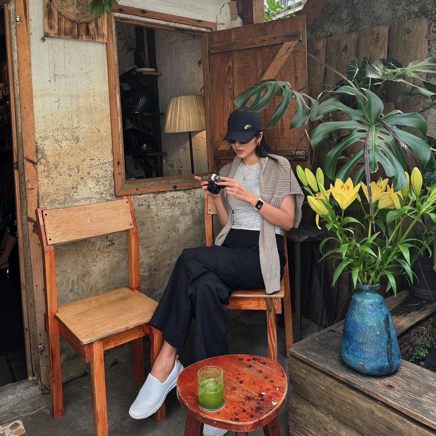 10 set trang phục tối giản ấn tượng nhất của Tăng Thanh Hà
