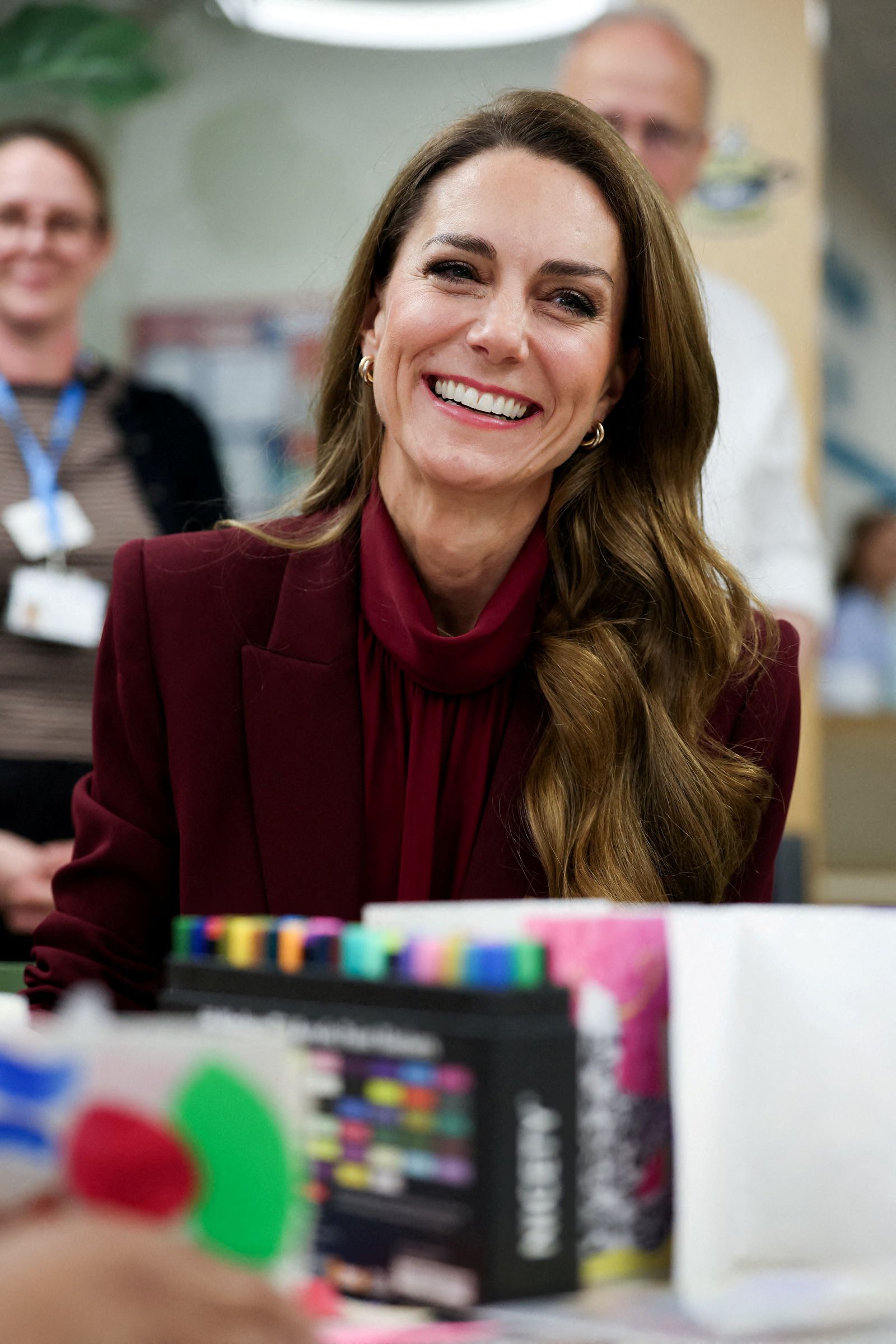 Màu tóc Bronde - xu hướng tóc 2026 giúp Kate Middleton tỏa sáng và trẻ ...