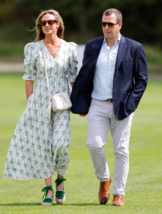 Harriet Sperling xuất hiện tại Badminton Horse Trials trước đám cưới ...