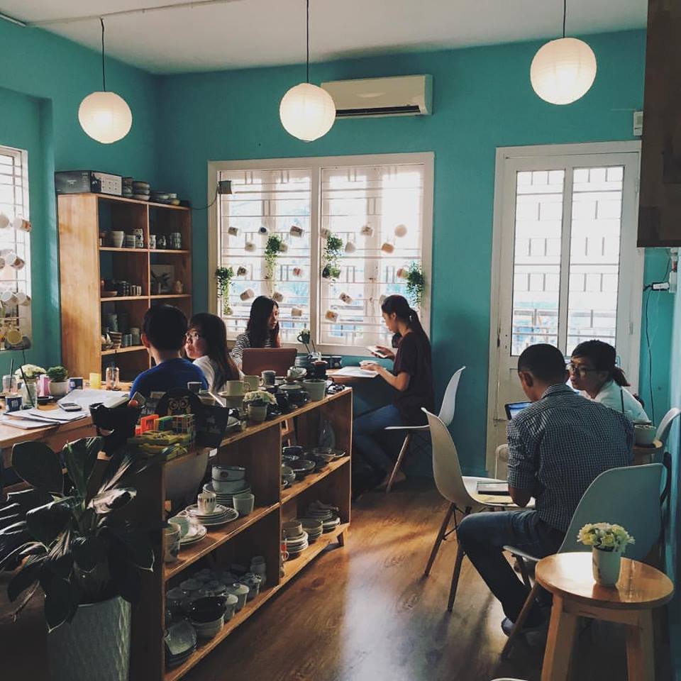 7 quán cafe có ban công cực hay ho để ngồi lì cả buổi không biết chán ở ...