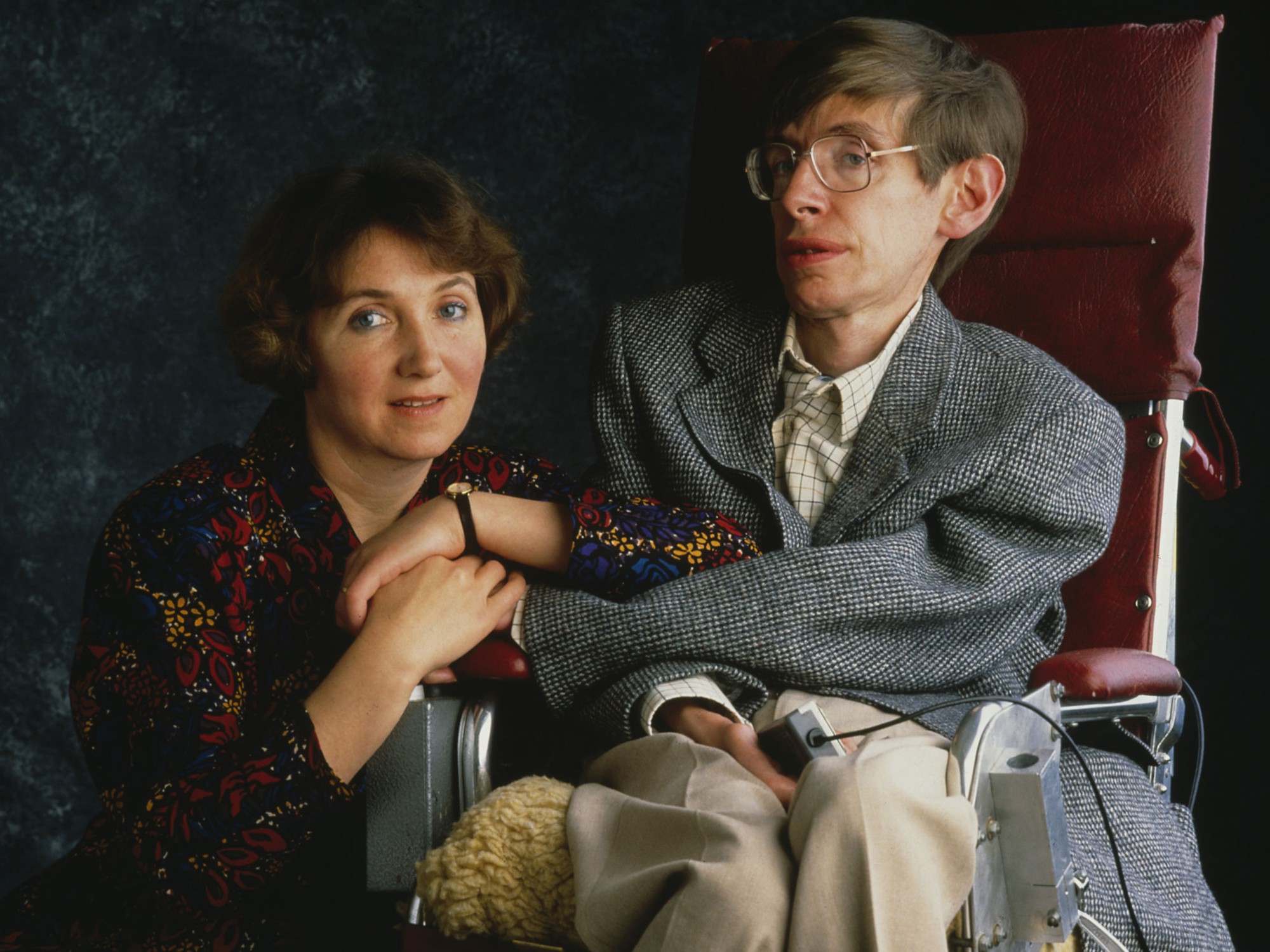 Stephen Hawking và mối tình khắc cốt ghi tâm với người vợ cũ từng cùng ...