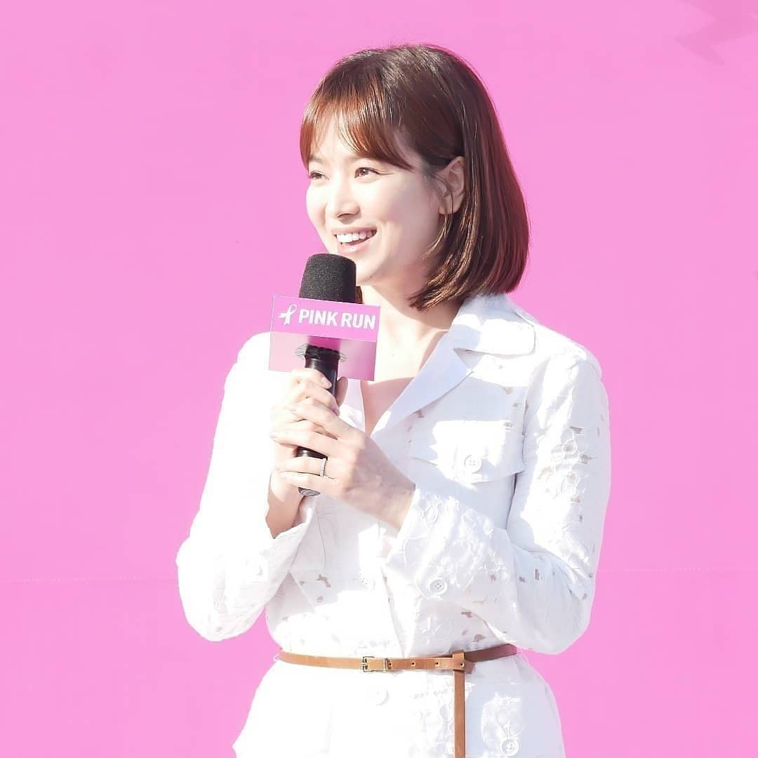 Khéo chọn kiểu tóc, Song Hye Kyo lại khiến dân tình phát sốt với nhan ...