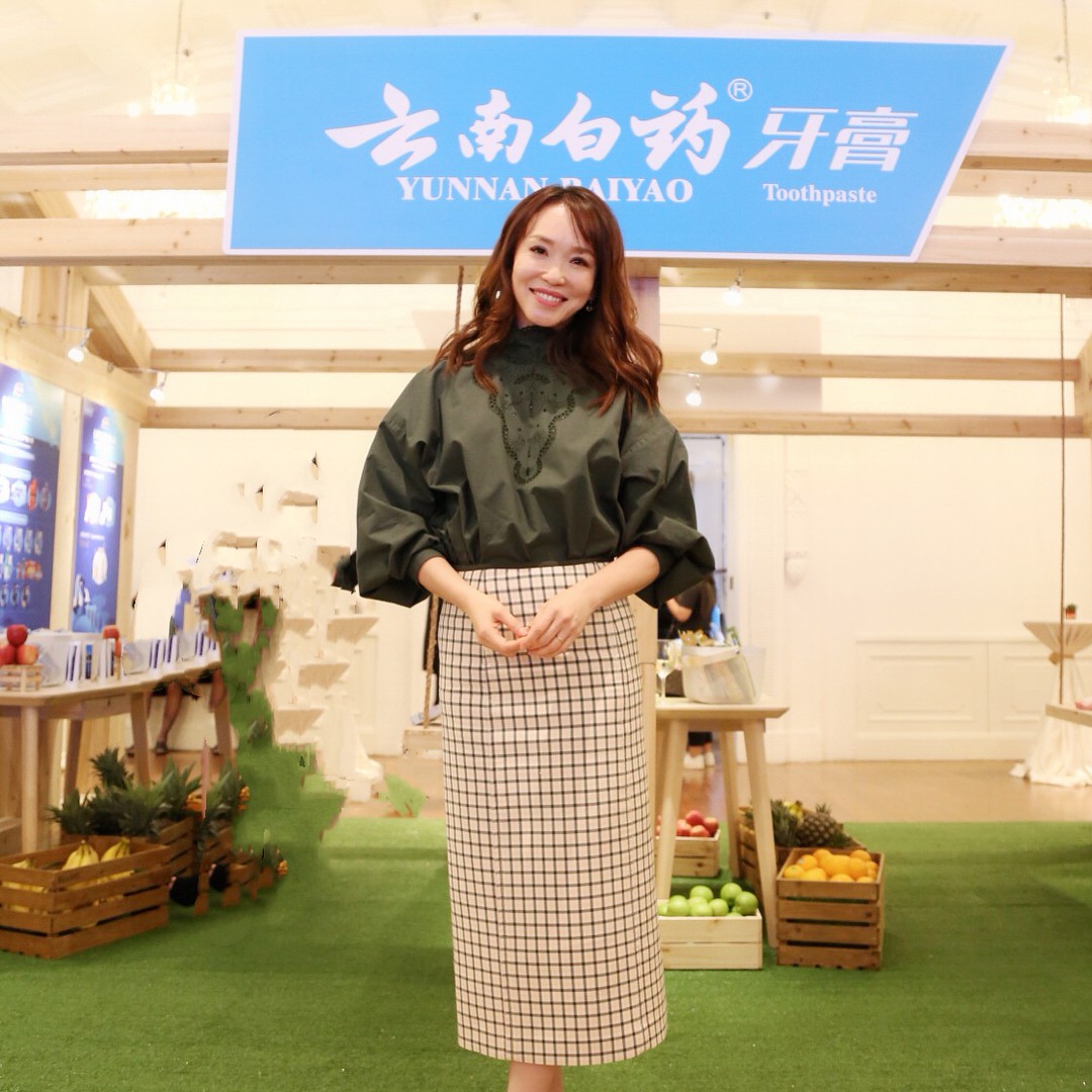 Phạm Văn Phương vẫn trẻ trung ngỡ ngàng nhờ phong cách thời trang “xì ...