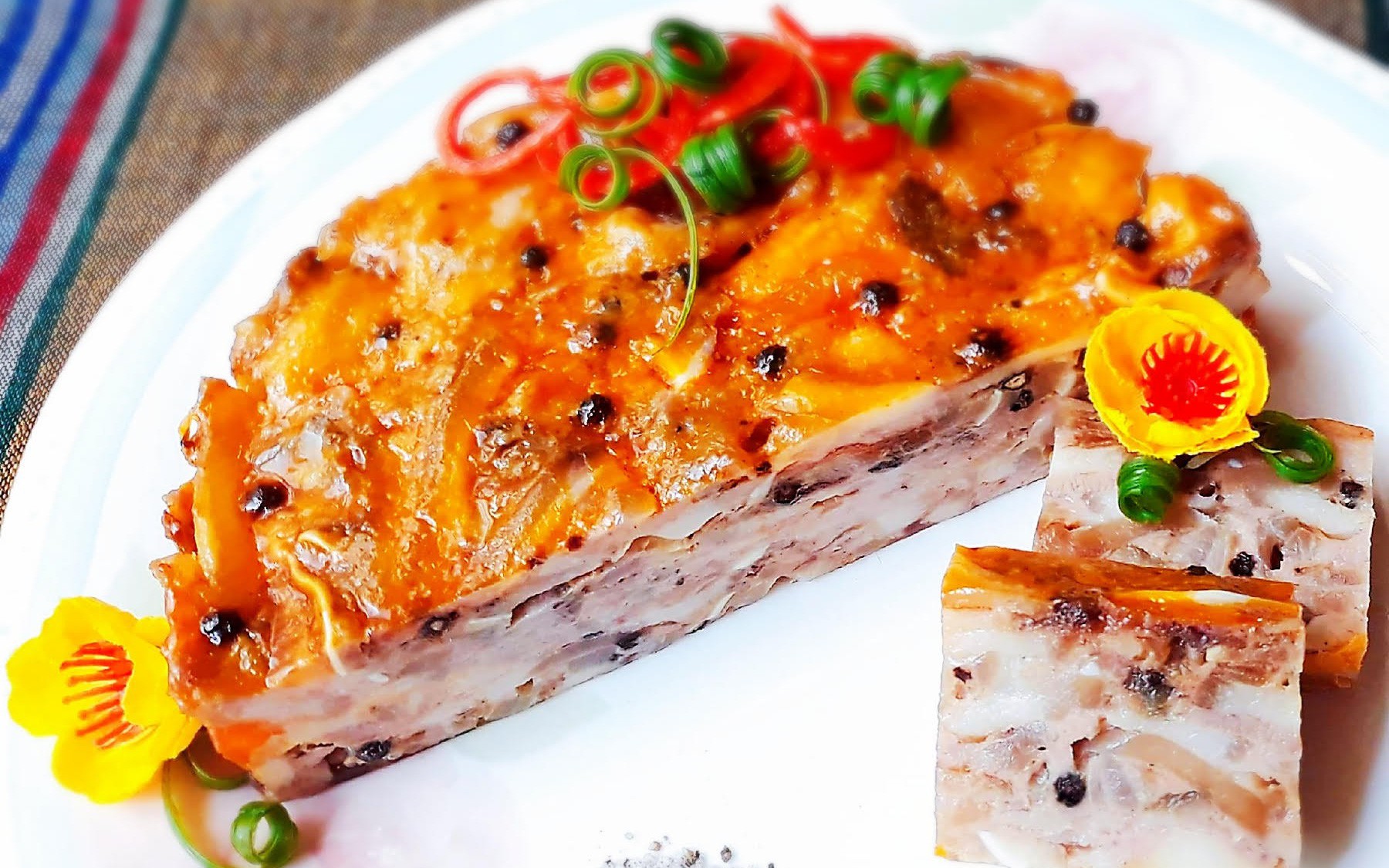 Tết năm nay làm ngay chả đỏ siêu ngon mang may mắn cho cả năm