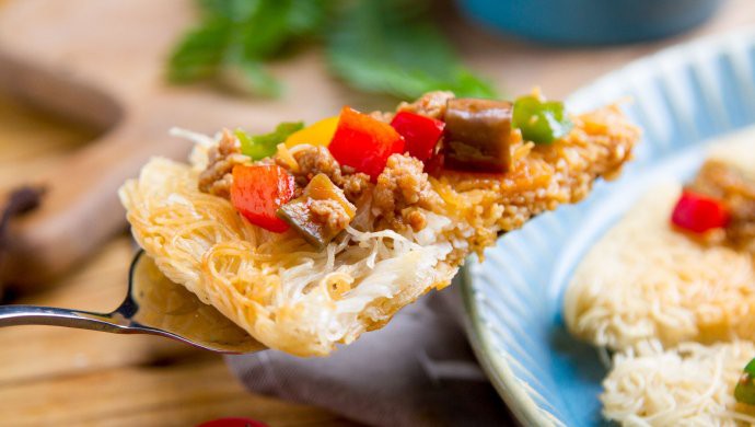 Hễ cuối tuần là con tôi đòi mẹ làm mì chiên cho ăn, đứa nào cũng mê tít!