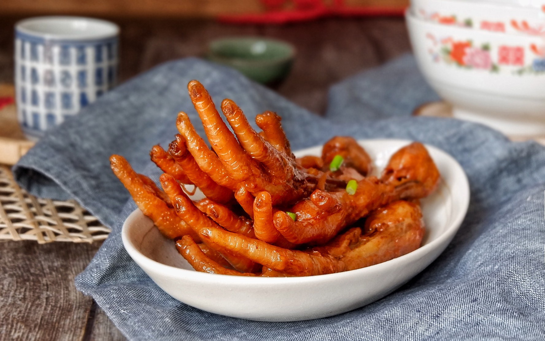 Lai rai những ngày nhàn rỗi với món chân gà ngon lạ