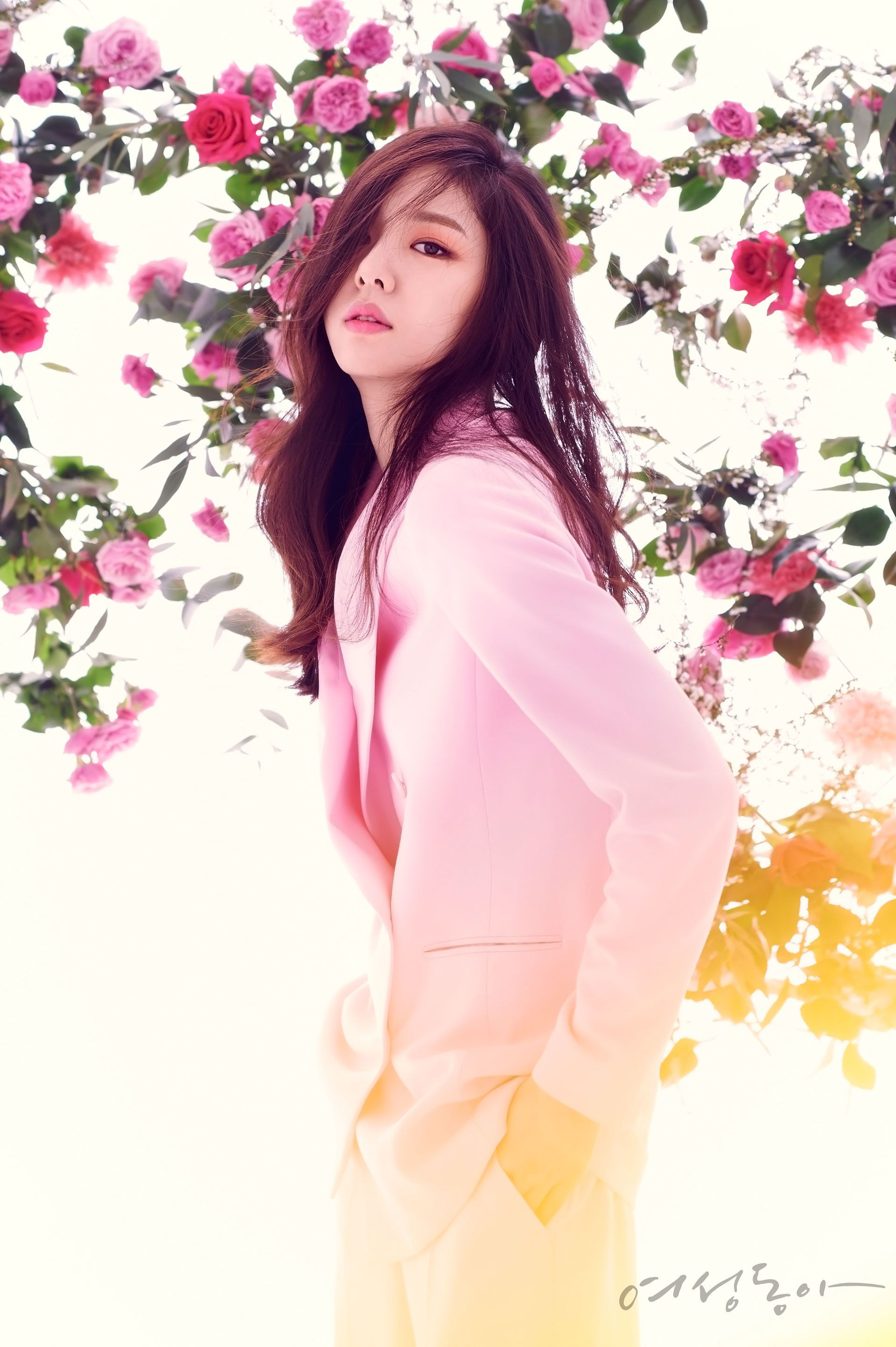 Seo Ji Hye: "Seo Dan" của Hạ Cánh Nơi Anh đẹp chuẩn hoa hậu, siêu nóng bỏng