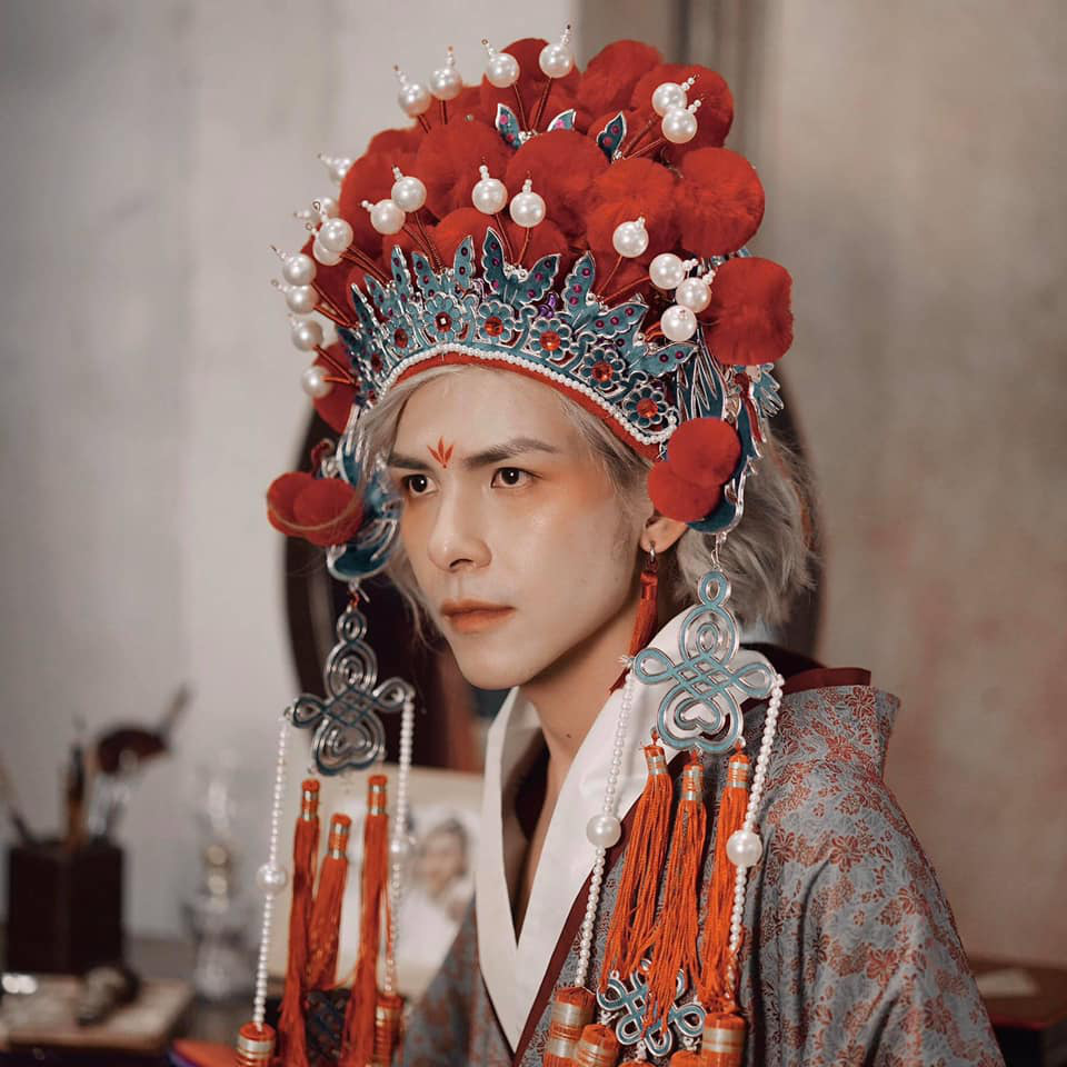 Denis Đặng lên tiếng đáp trả khi MV Chân Ái bị chỉ trích vì cảnh đập ...