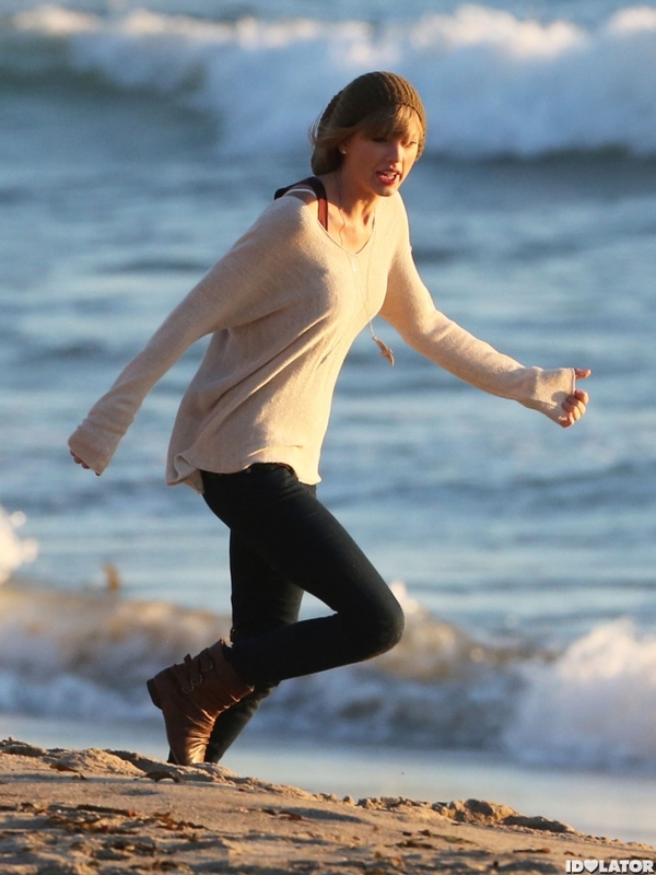 Xem trọn MV "22" của Taylor Swift, MV 22, Taylor Swift