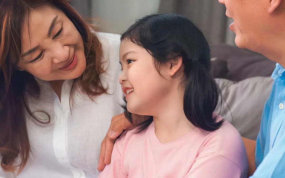 Cha mẹ và con cái: 4 Chuyện riêng tư cần tránh để bảo vệ tình cảm gia đình