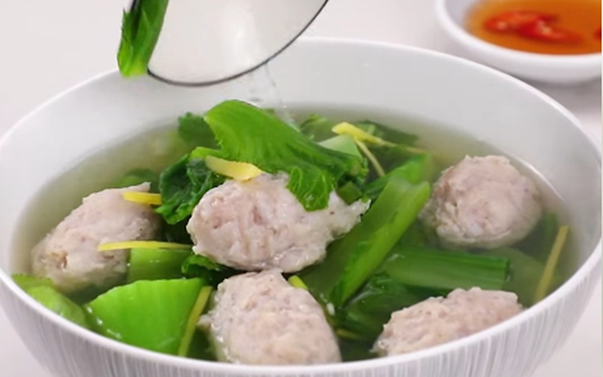 Thứ rau đắng ngắt tưởng khó nuốt đem quết với loại cá dẻo quánh này ...