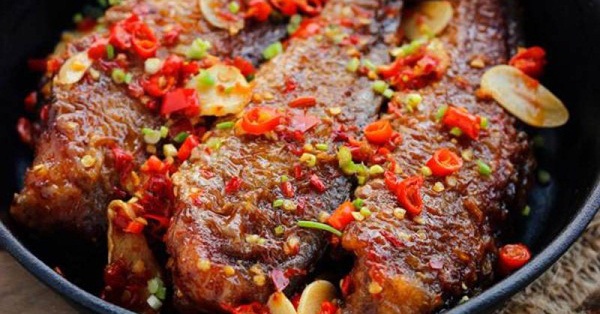 Cá rim cay ăn với cơm thì bao nhiêu cũng hết!