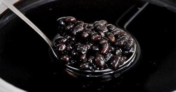 Cách nấu chè đỗ đen nhanh nhừ, thơm ngon