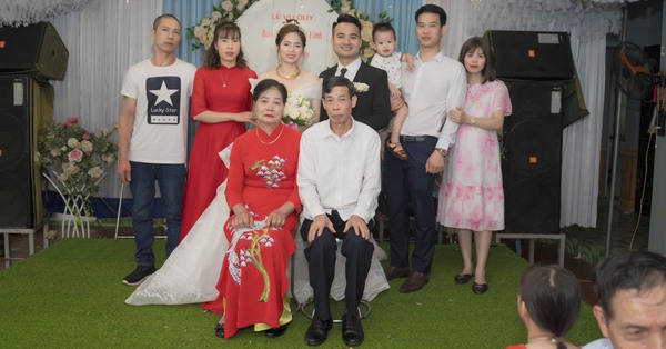 Cô dâu Phú Thọ được bố mẹ chồng tổ chức hôn lễ thổn thức: ‘Con trai vui ...