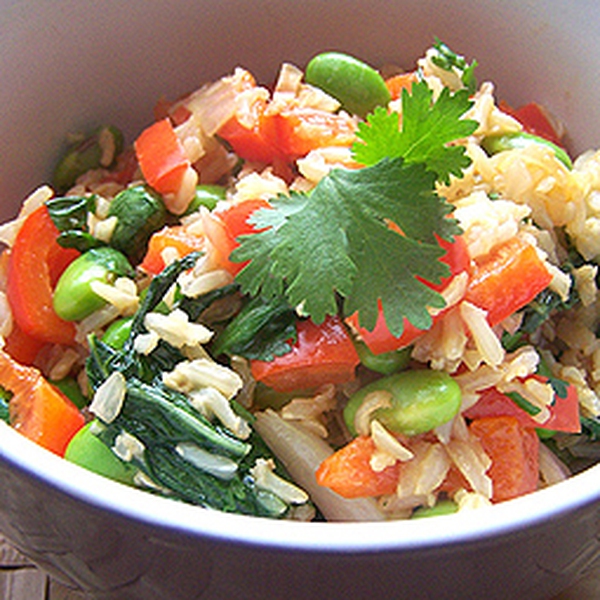 Cơm rang thập cẩm vừa tiện vừa ngon