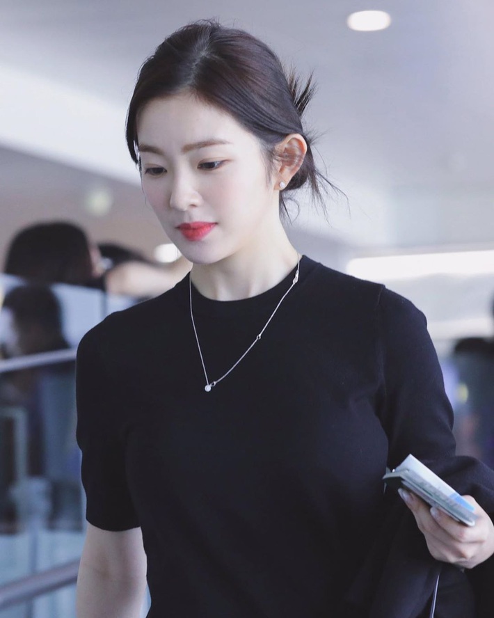 Irene không ít lần diện trang sức đắt đỏ như công nương hoàng gia