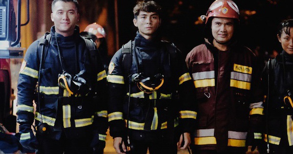 Remake từ "Tears On Fire", phim "Đi về phía lửa" kể câu chuyện cảm động ...
