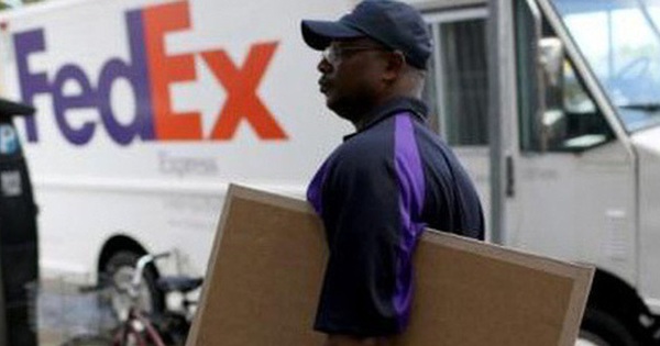 Hãng vận chuyển hàng đầu thế giới FedEx sa thải hơn 10% nhân viên
