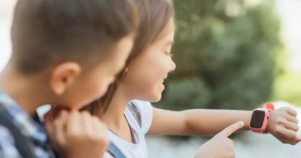 Chọn đồng hồ định vị cho con