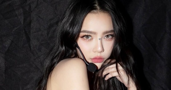 Gái hư Wanida Termthanaporn và sức hút không tuổi khiến Châu Á mê mẩn