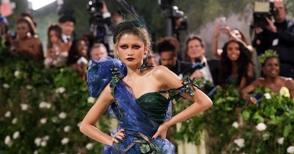 Chặng đường dài của Zendaya: Từ công chúa Disney tới nữ hoàng thảm đỏ