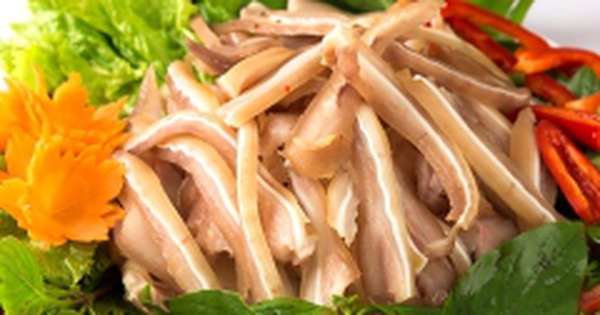 Muốn luộc tai heo trắng giòn cực ngon: Đây là bí quyết