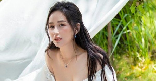 Không vào showbiz, sao Mai Phương Thuý vẫn 'hot' sau 18 năm đăng quang Hoa hậu?
